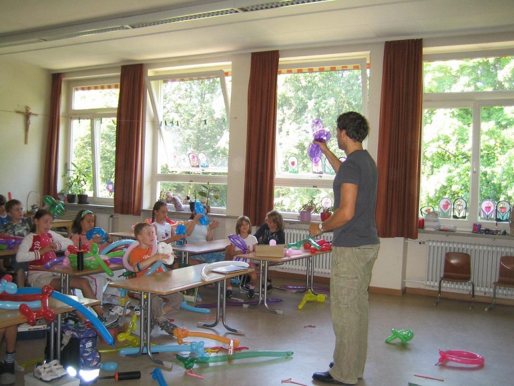 Lenguaje religioso en clase - Queridos Educadores